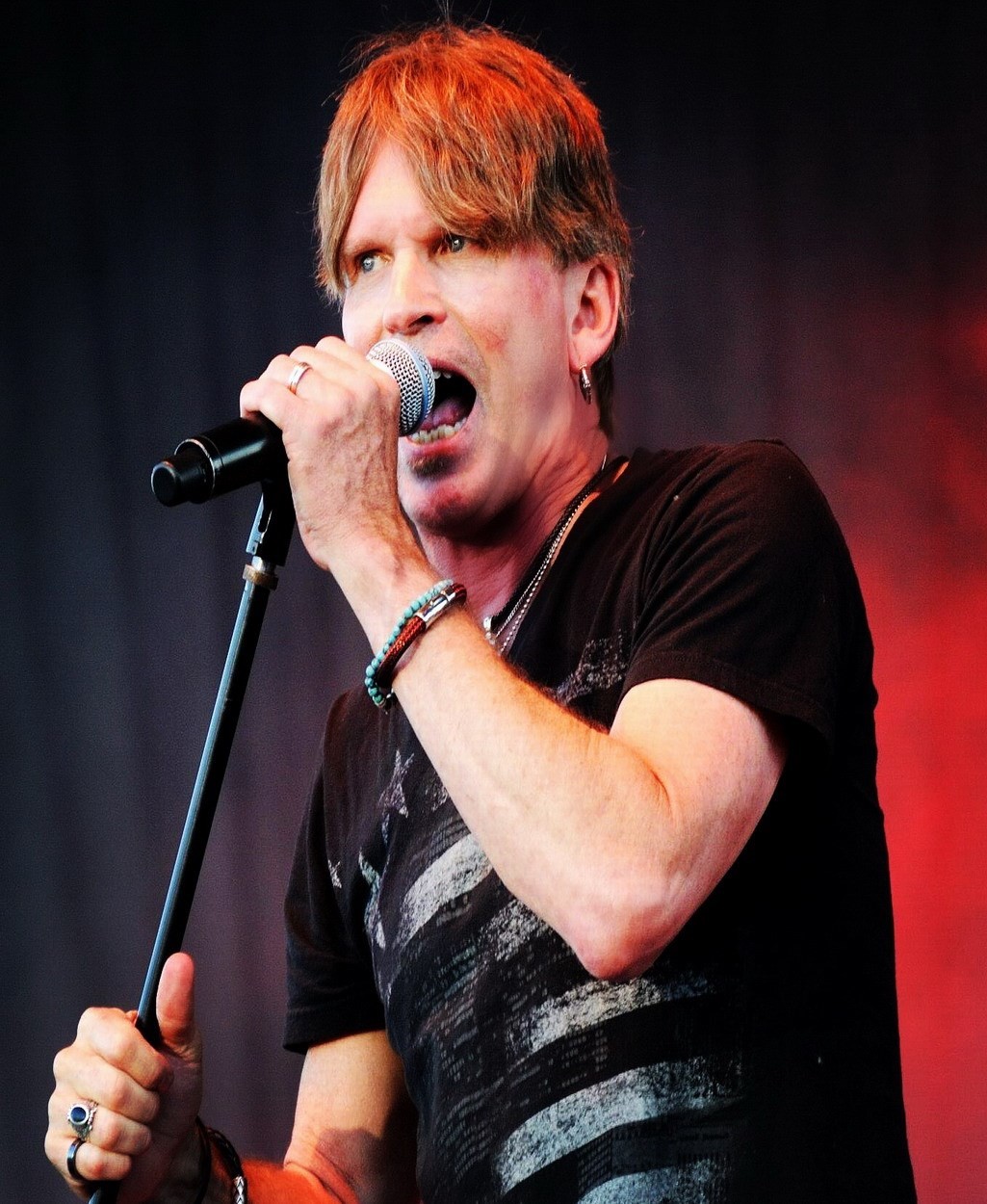 DAVE BICKLER Former SURVIVOR